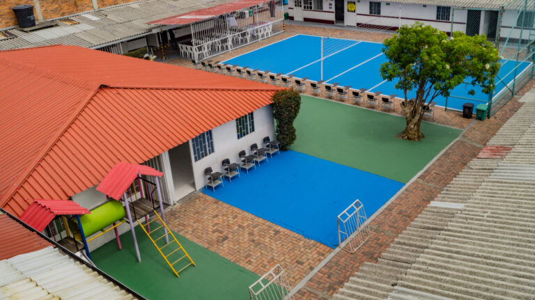 NUESTRO COLEGIO - Colegio Cristiano Integral